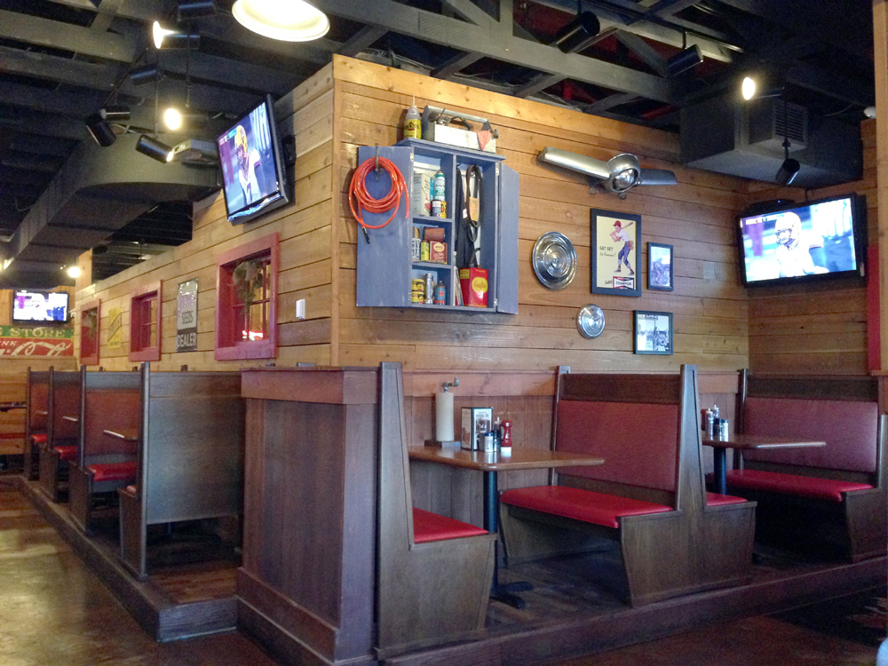 Famous Daves La Crosse, WI - Borton Construction